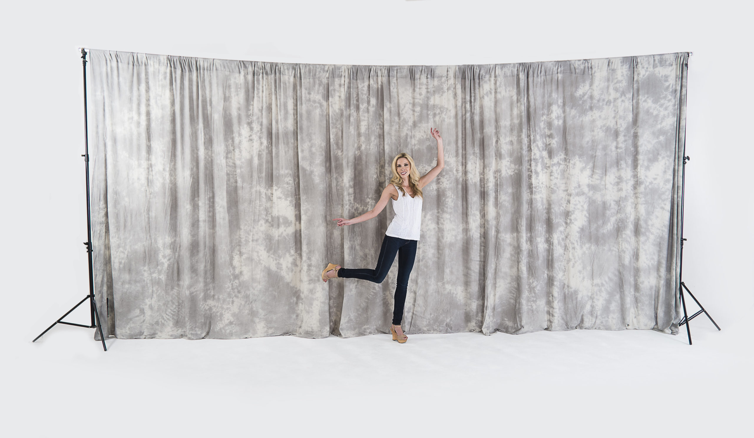 Solo Background Support Extension 2m - Axis-One